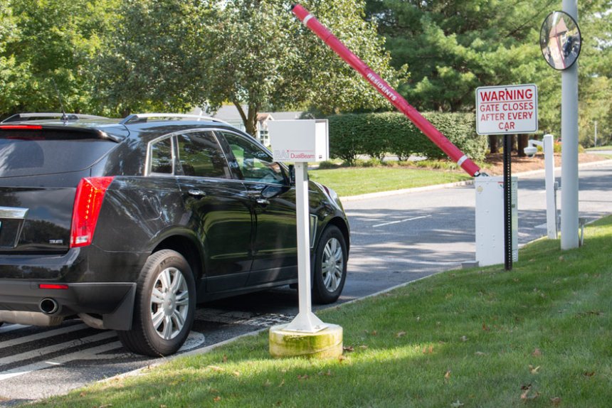 BA-440 DualBeam Barcode Reader call for info 305.924.5203